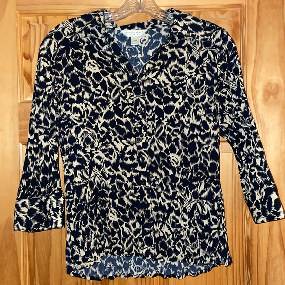 Christopher & Banks | Tops | Christopher Banks Navy And White Button ...